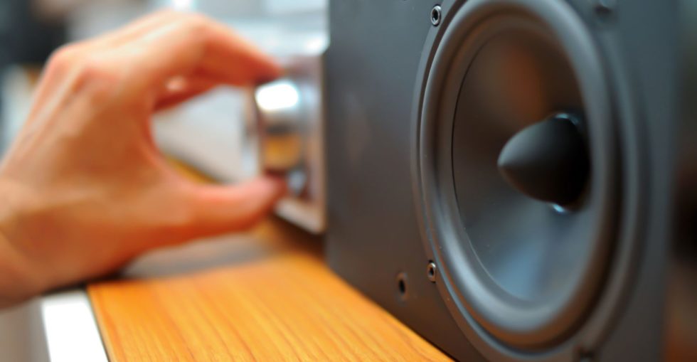 Acousticien : un spécialiste des travaux de réduction de bruits.